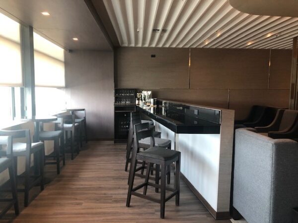 PACIFIC CLUB LOUNGE – Interpacific Transit Inc